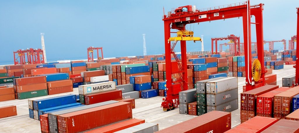 | EMPTY CONTAINERS ACCUMULATE IN CHINESE PORTS, HIGHLIGHTING WEAK DEMAND